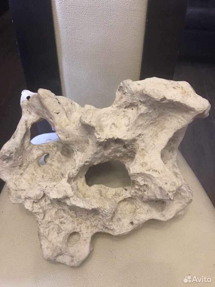 Камни, грот в аквариум