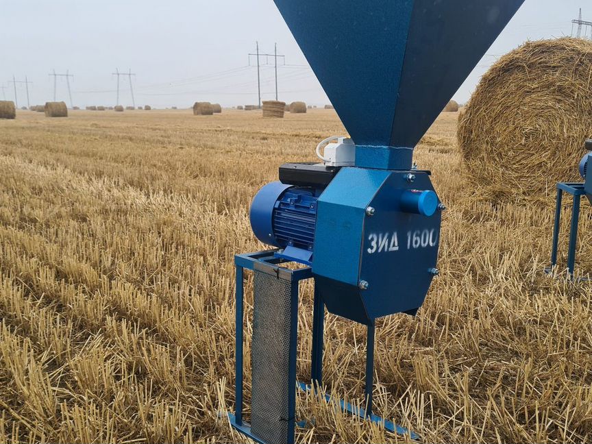 Крупорушка зернодробилка