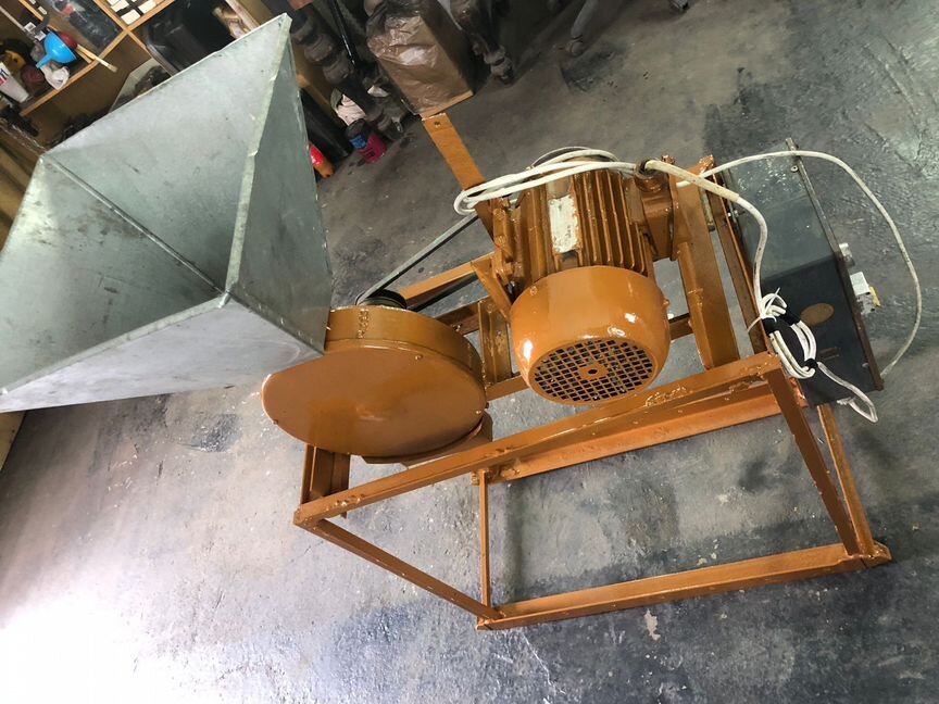 Зернодробилка бу