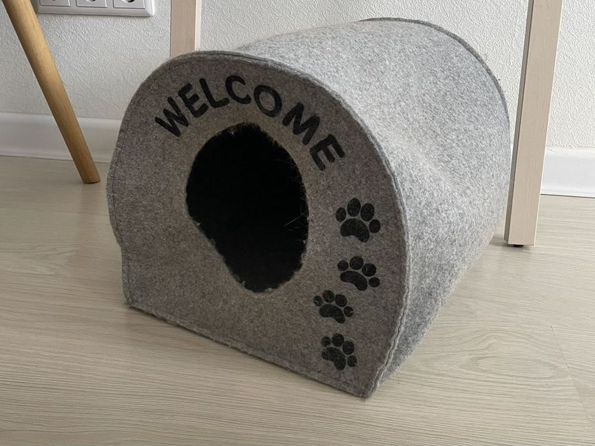 Домик лежанка для кошки и собаки