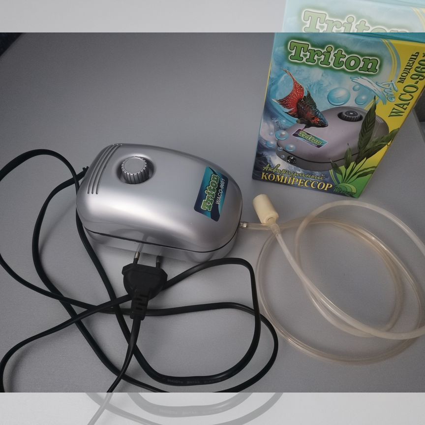 Аквариумный компрессор Triton waco-9601