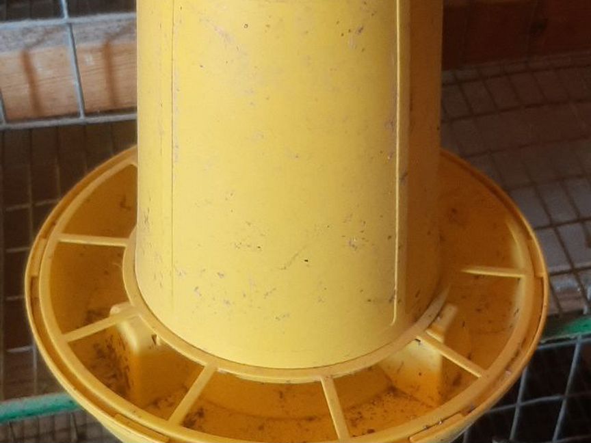 Бункерная кормушка