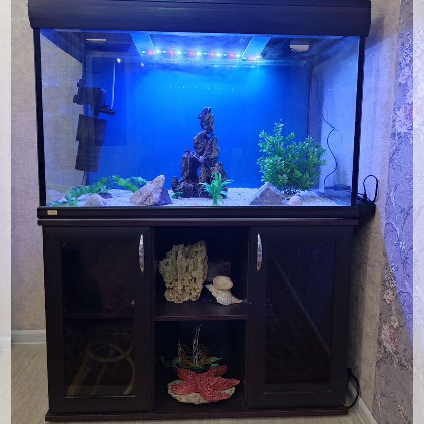 Аквариум с тумбой на 300 литров