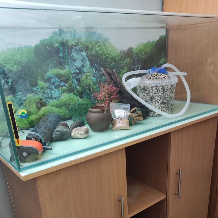 Аквариум 243л. с тумбой