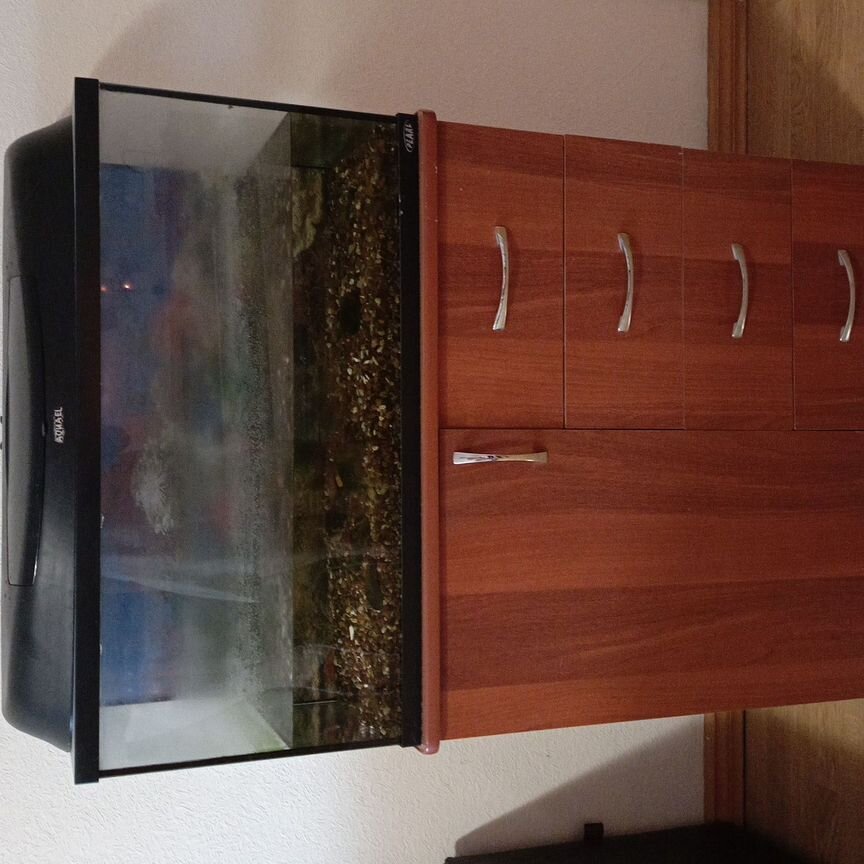 Аквариум (примерно 100л   тумба