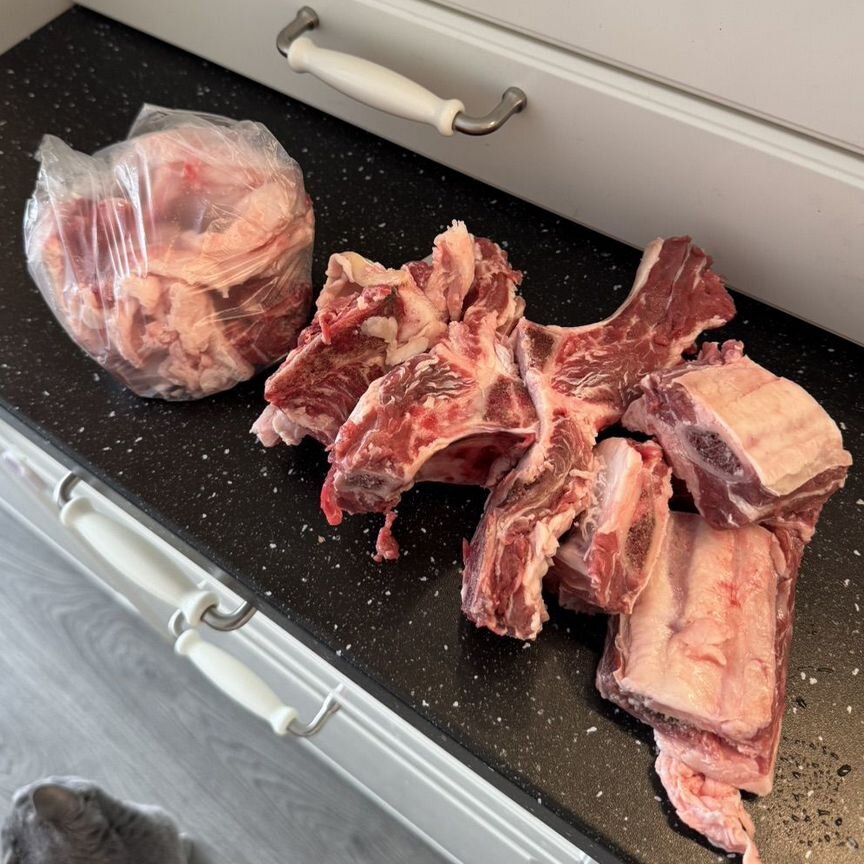 Кости говяжьи, обрезки свежемороженые