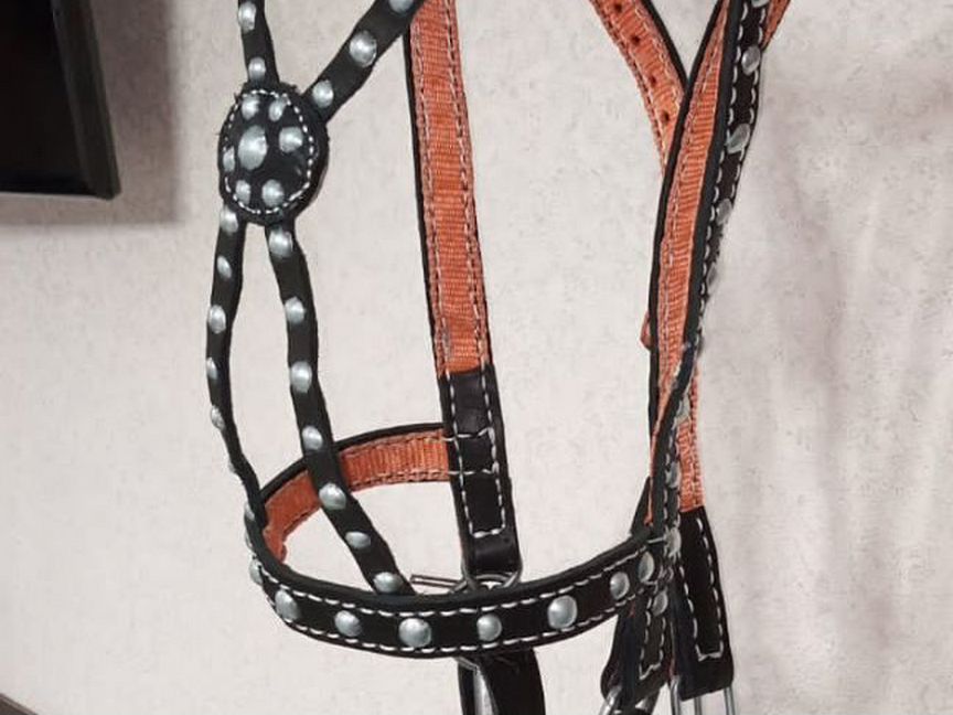 Уздечка для лошади (ручная работа)