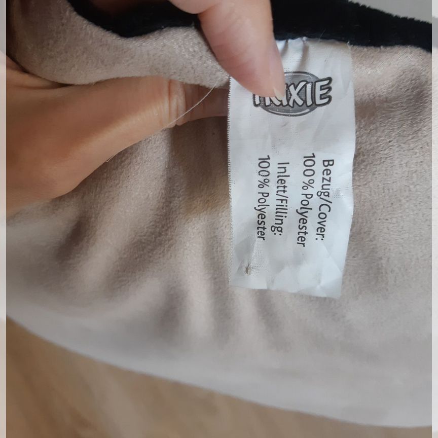 Лежанка для маленькой собачке