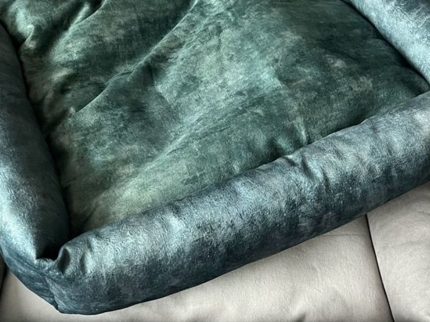 Лежанка для собак Новая