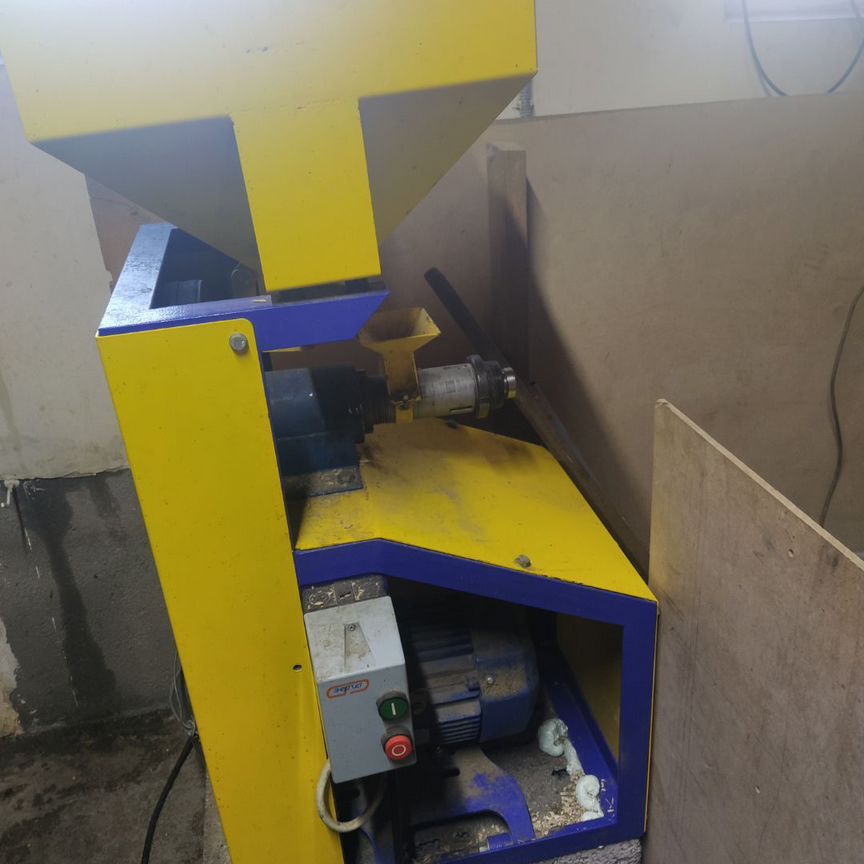 Продам экструдер экор 40