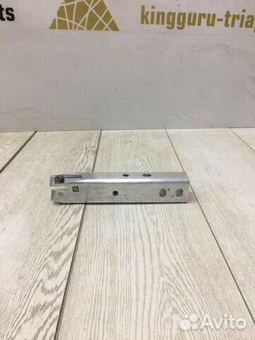 Кронштейн усилителя переднего бампера правый нижни купить в Москве по ...