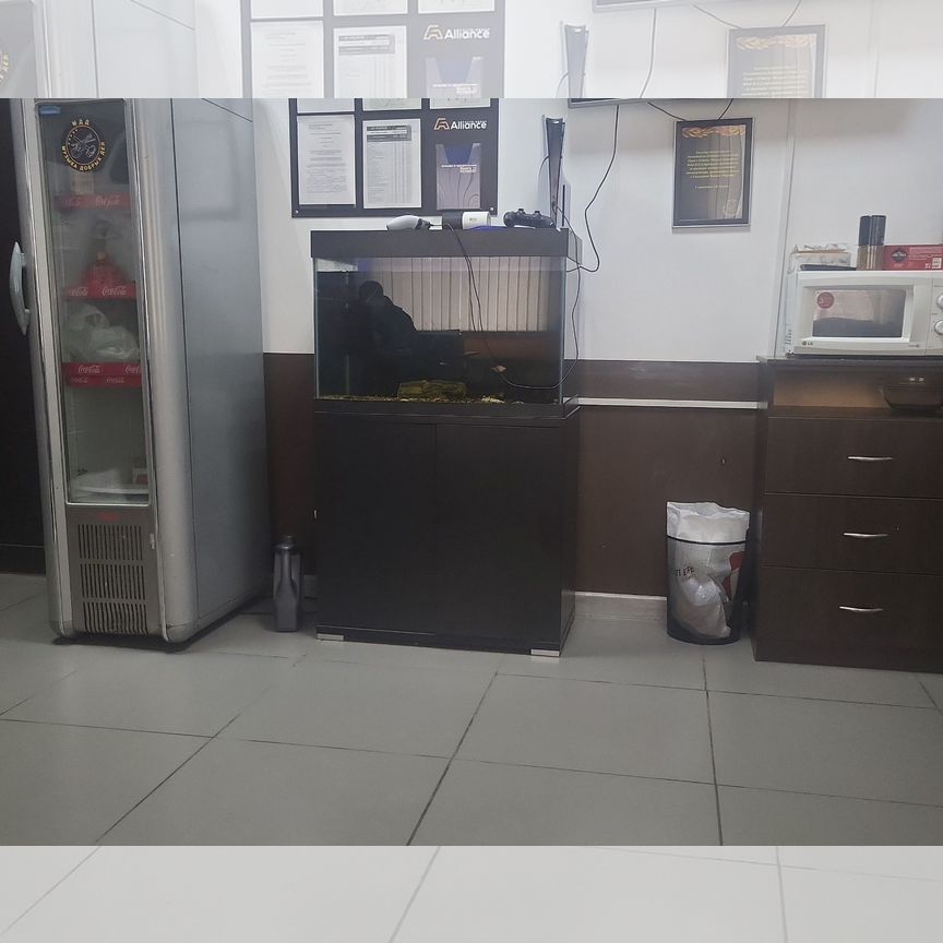 Аквариум с тумбой