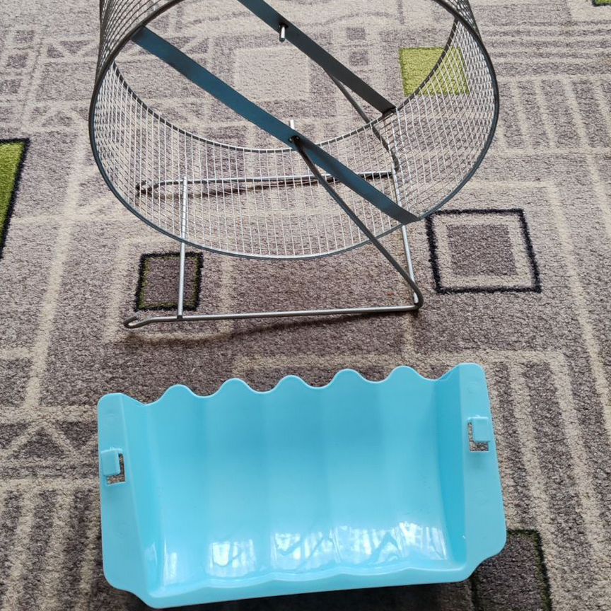 Колесо и сенница для шиншиллы