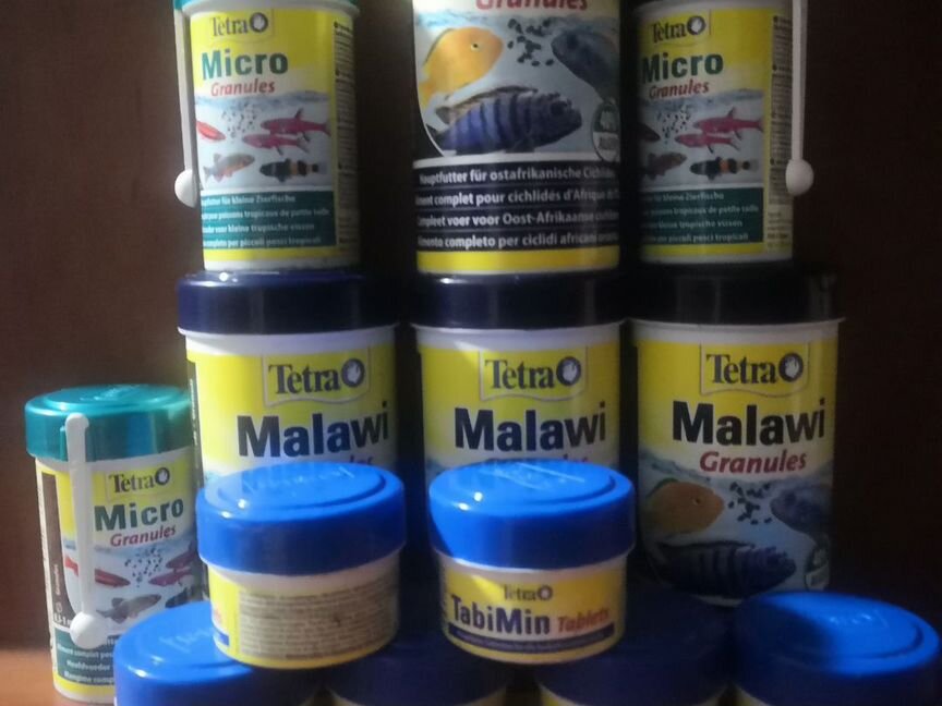 Корм для аквариумных рыбок меняю на отоцинклюс