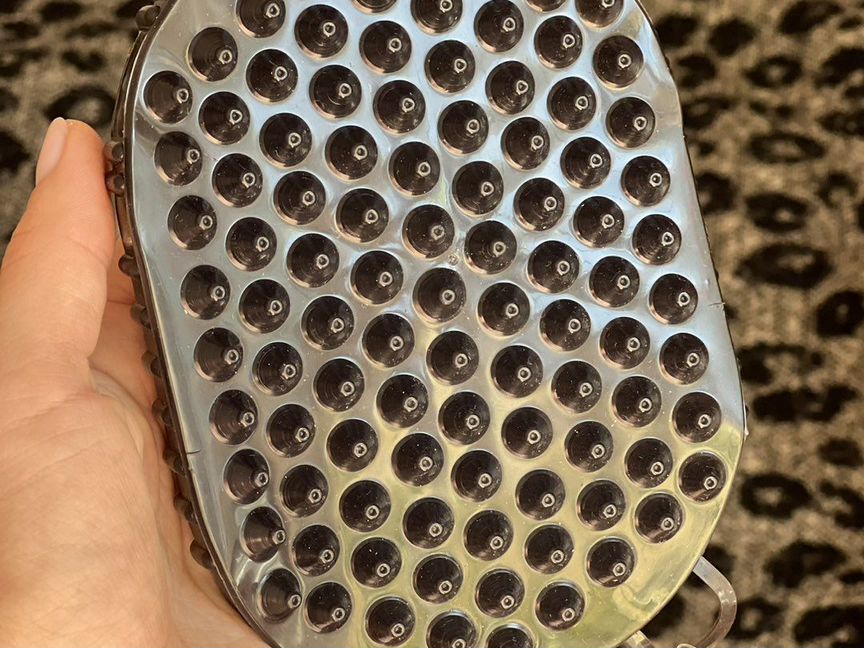 Скребница щетка массажная магнитная