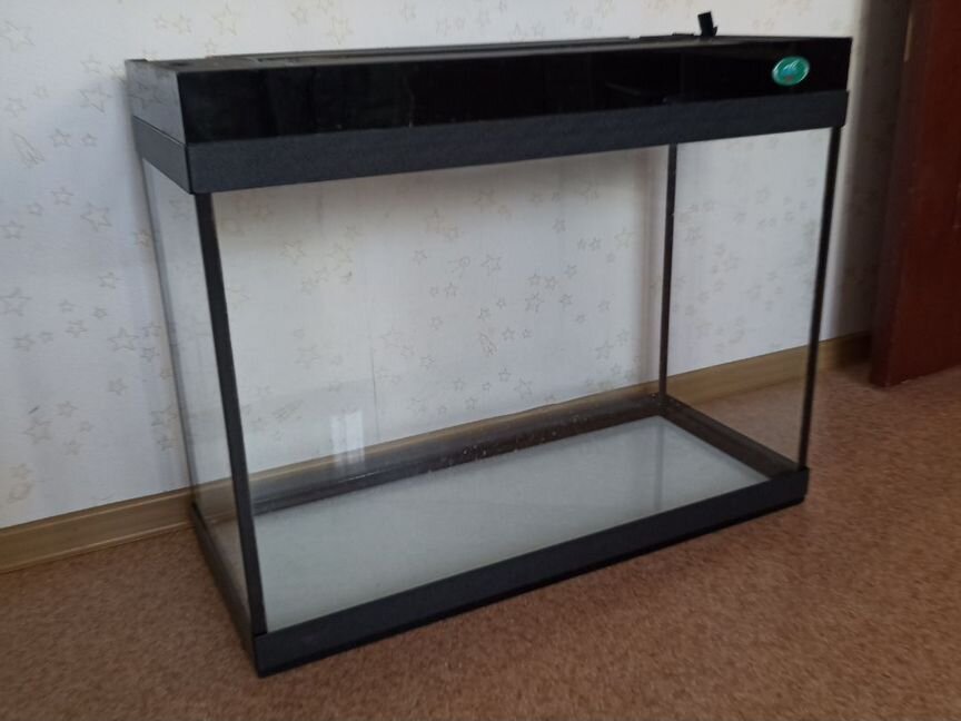 Аквариум 100л отдам бесплатно