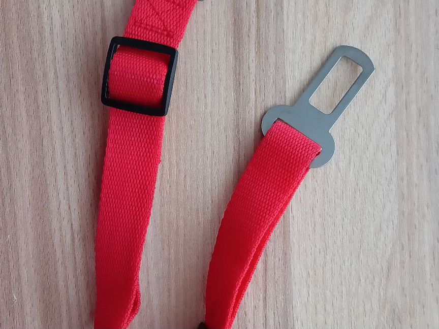 Ремень безопасности для животных в автомобиль