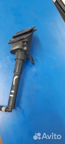 Форсунка омывателя фары правая Volvo XC90 купить в Мытищах VOLVO ...