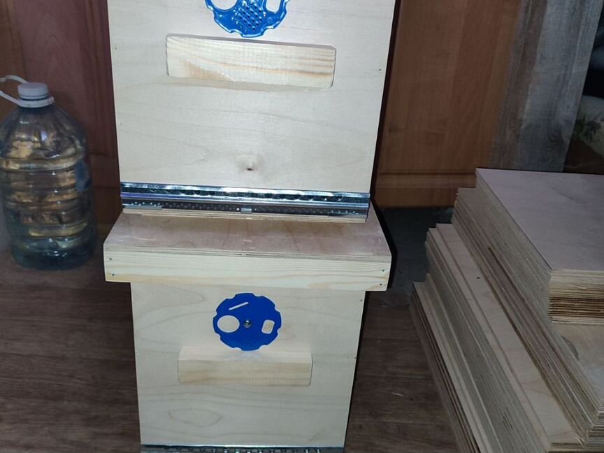 Улей -нуклеус- рамконос 6 рамочный