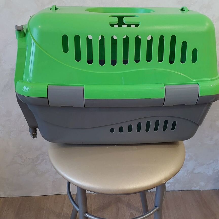 Продаю переноску для животных