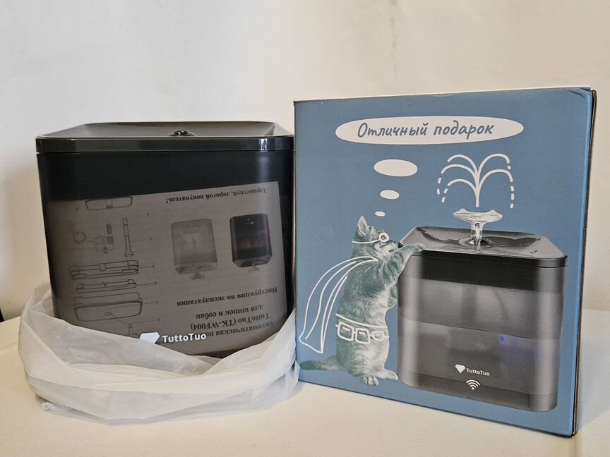 Автоматическая поилка для кошек и собак