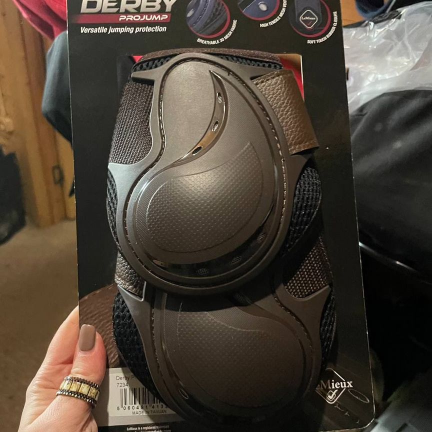 Ногавки задние новые Le Mieux