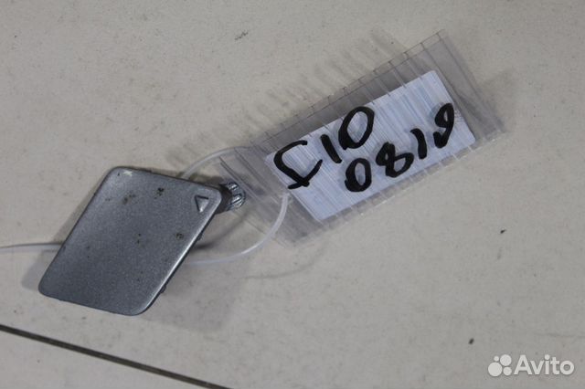 Заглушка переднего бампера буксировочного крюка BM купить в Санкт ...