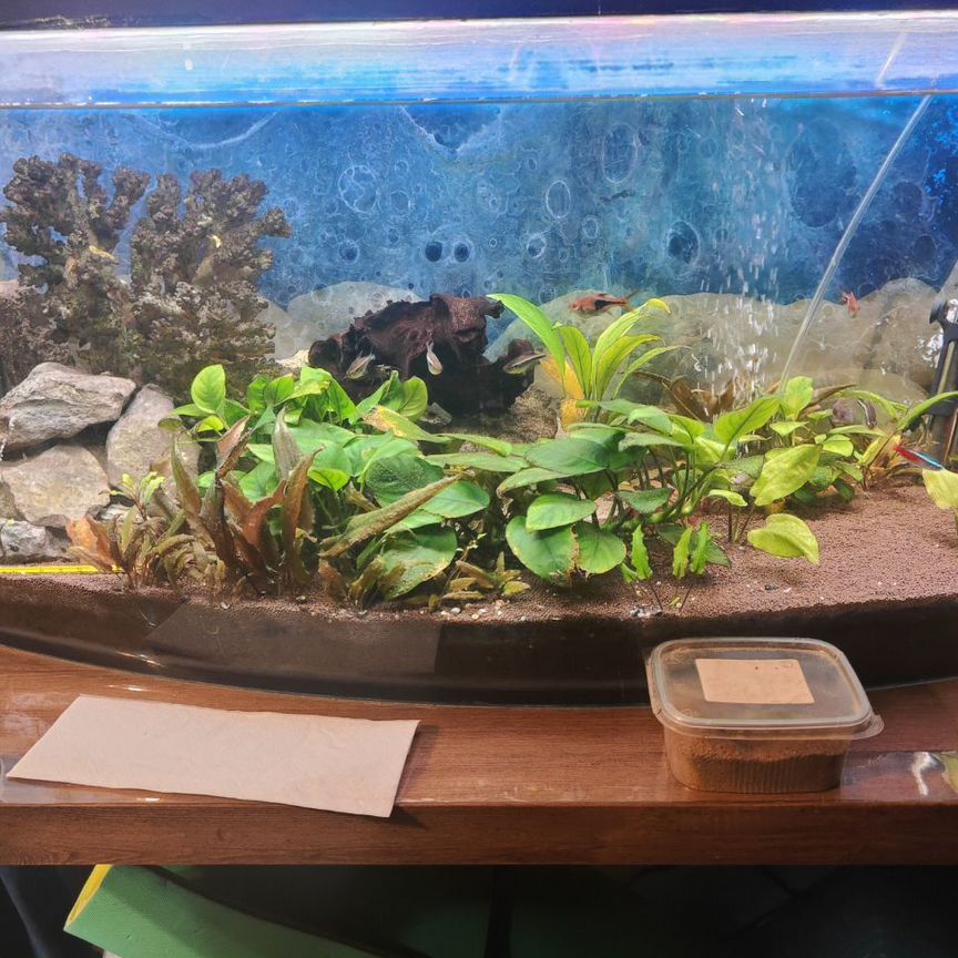 Аквариум 100 литров и стол