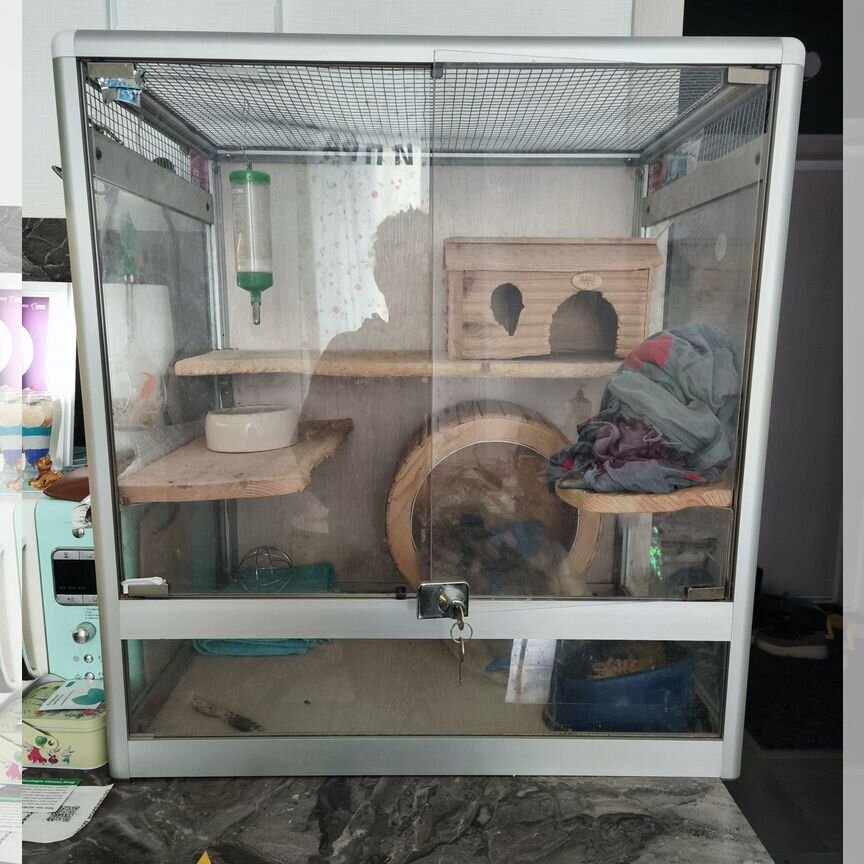 Витрина для шиншилл бу