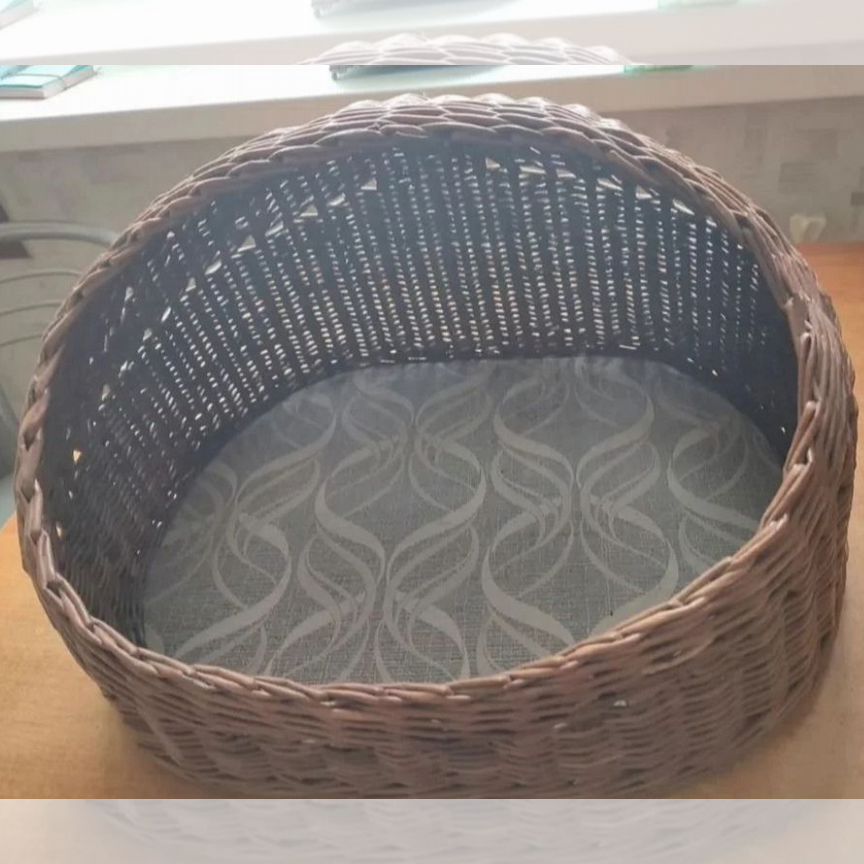 Лежанка для кошек и собак