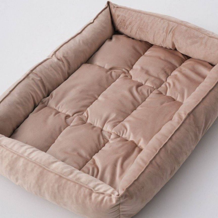 Лежанка для собак и кошек