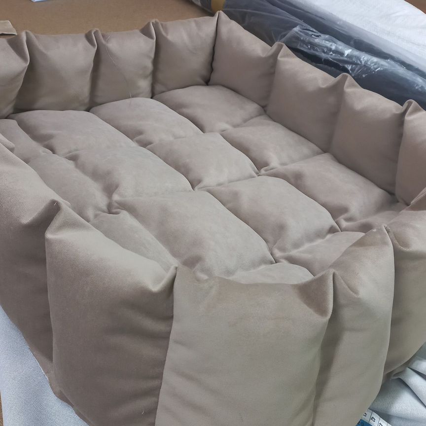 Лежанка для собак