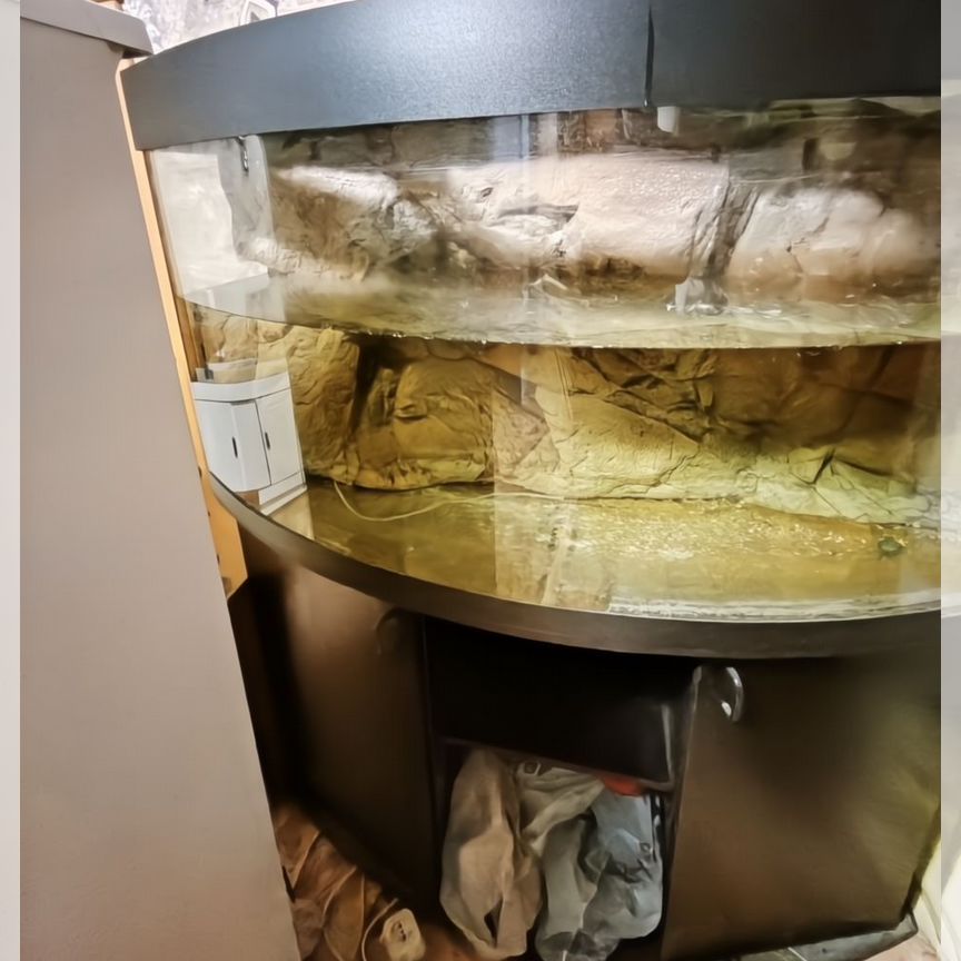 Аквариум с тумбой 300-400л