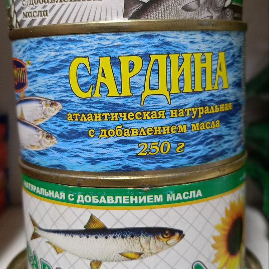 Консервы на корм животным