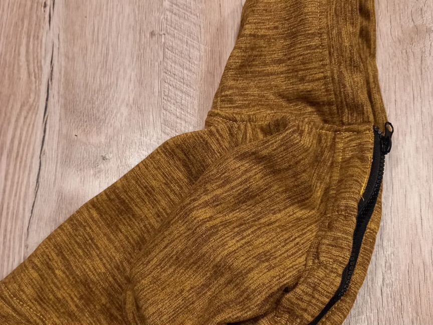 Кофта на молнии для животного