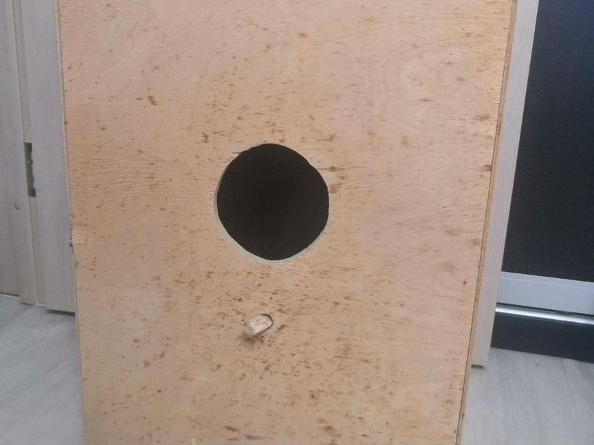 Дуплянка для средних и крупных попугаев