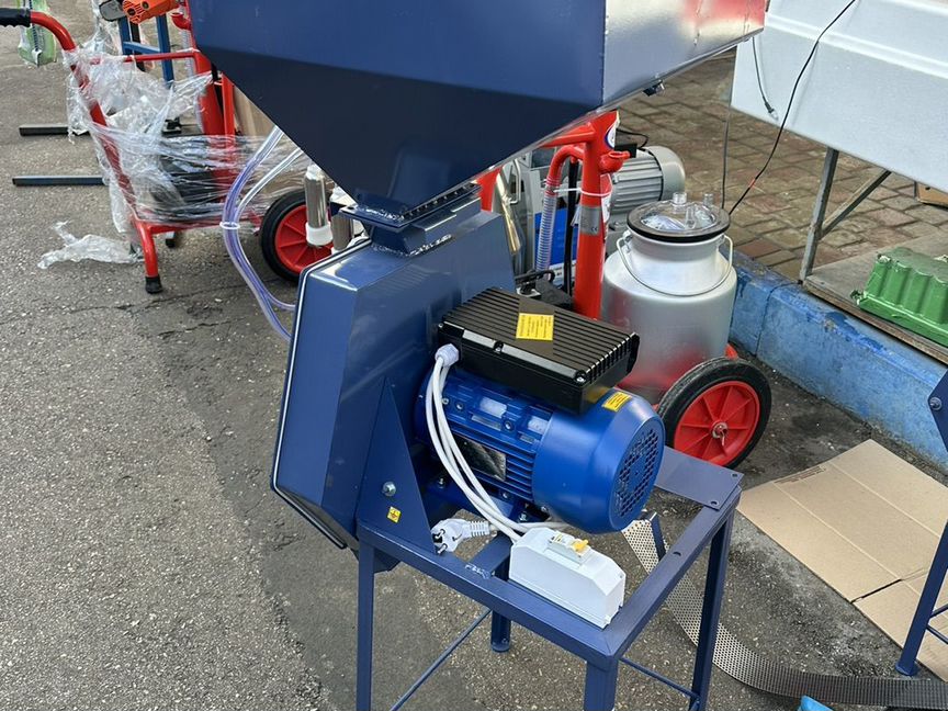 Зернодробилка дку мощная -1000 кг в Час