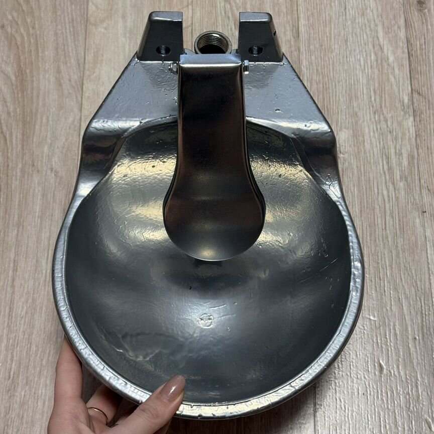 Поилка для животных