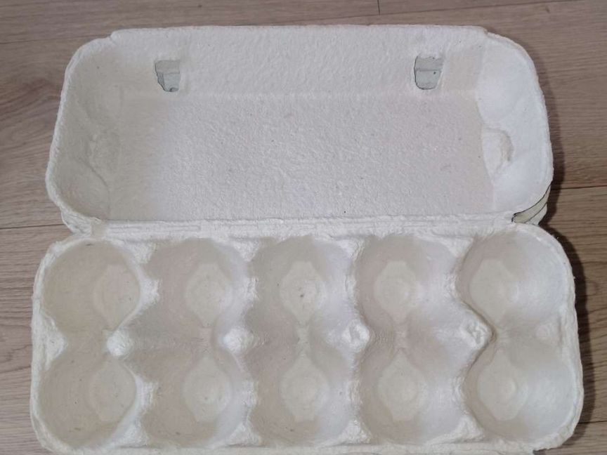 Упаковка для куриных яиц б/у