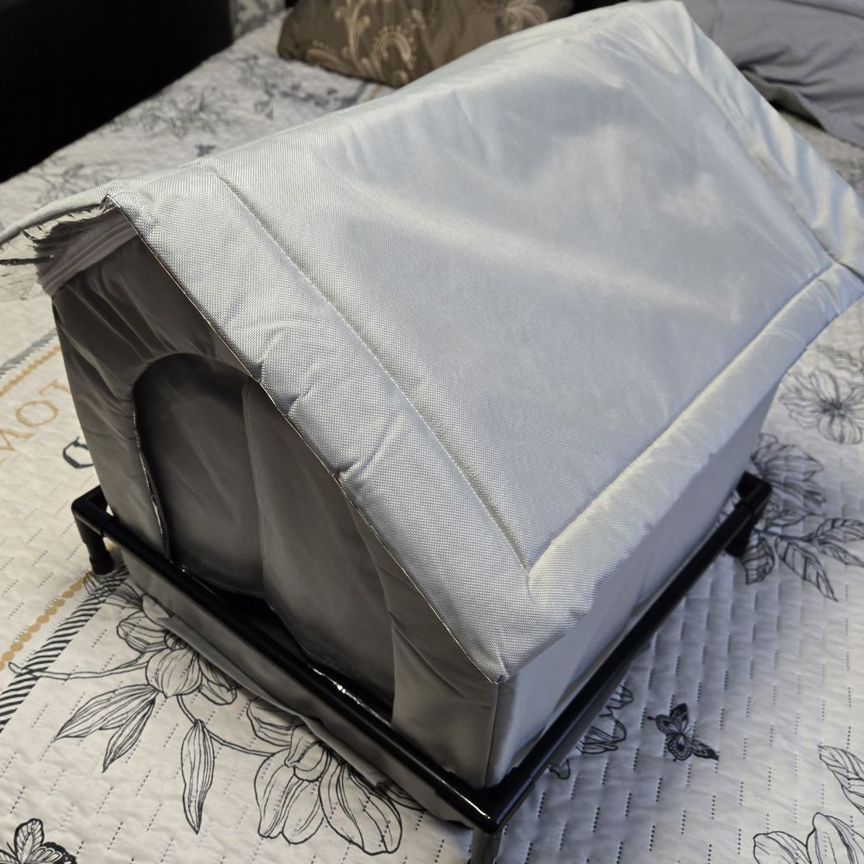 Домик для кошки или собаки