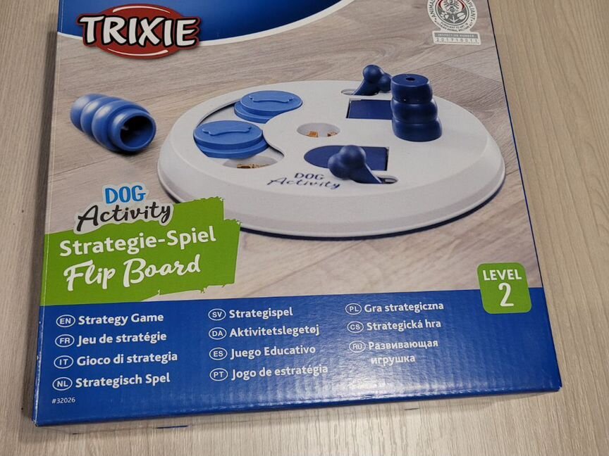 Игрушка для собак Trixie Flip Board развивающая