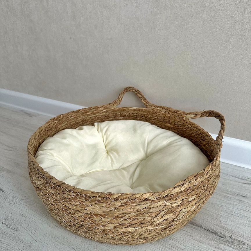 Домик для кошек и собак