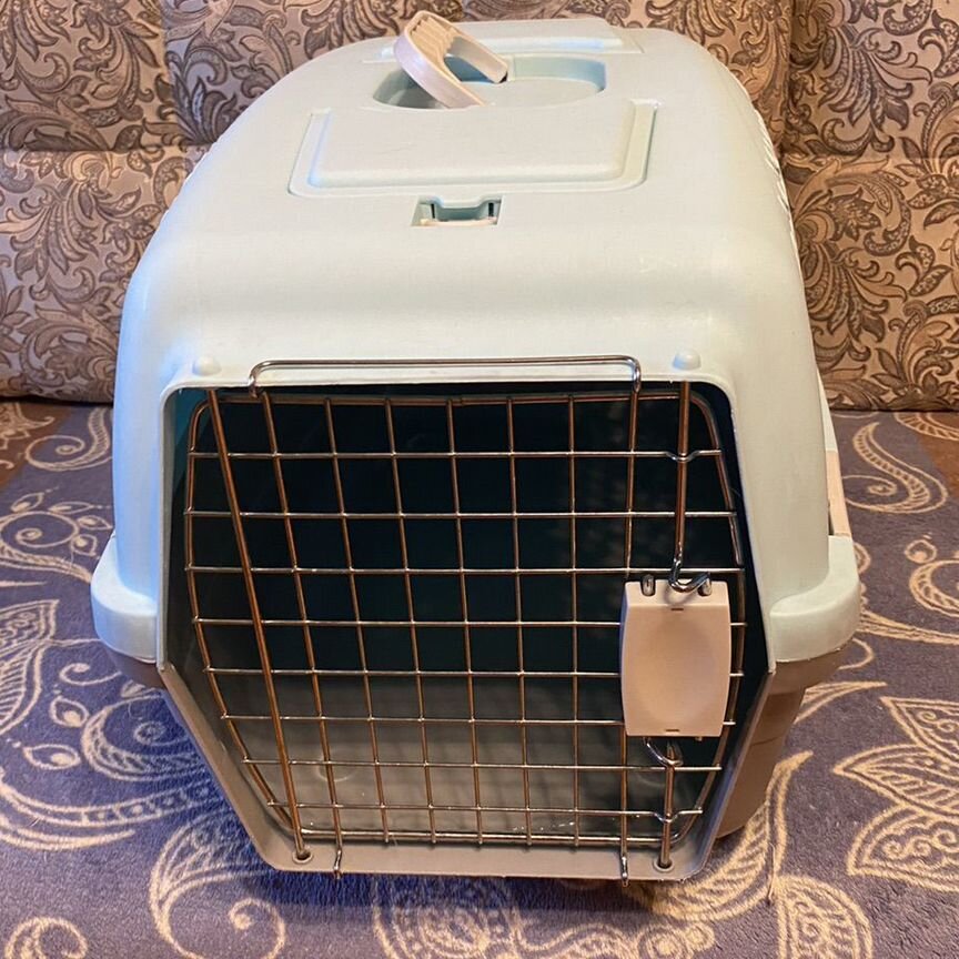 Переноска для животных пластиковая