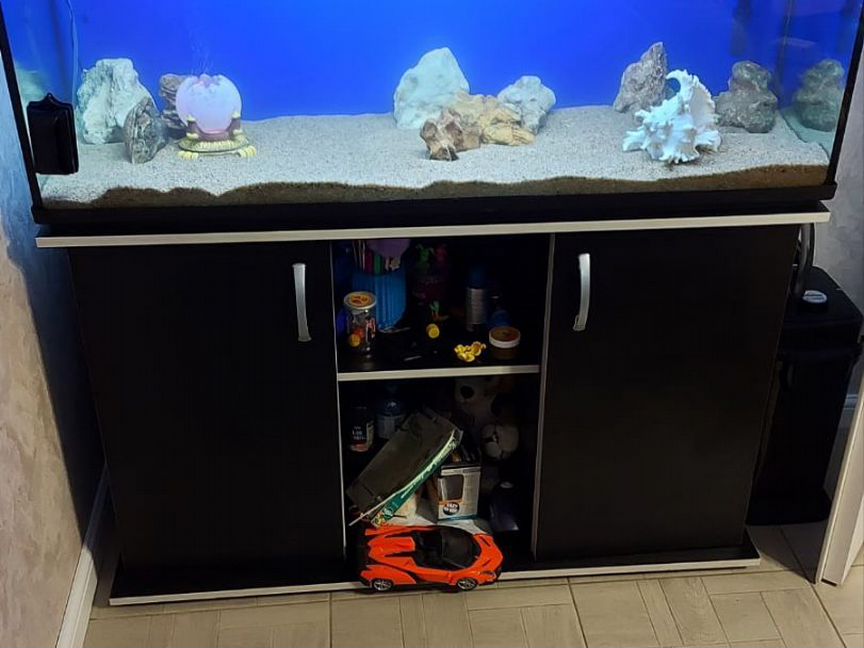 Аквариум с тумбой