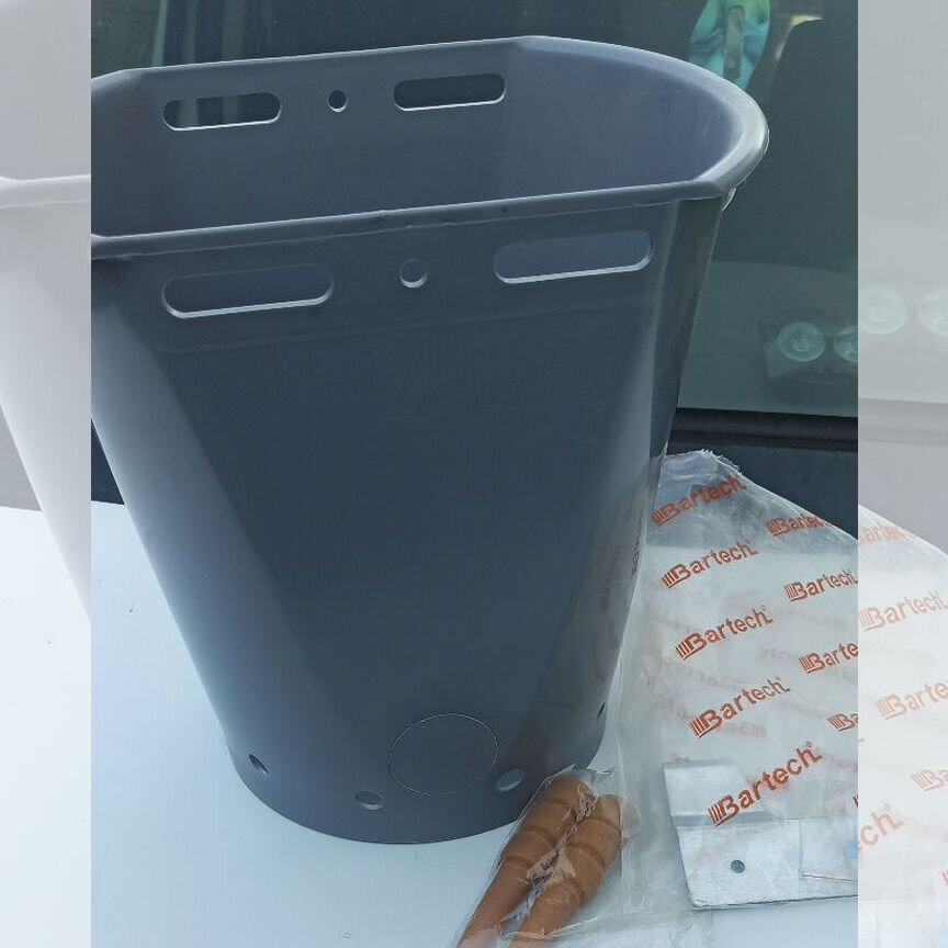 Ведро для выпойки ягнят, козлят и др