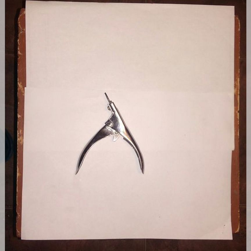 Набор : когтерезка   пилка для когтей