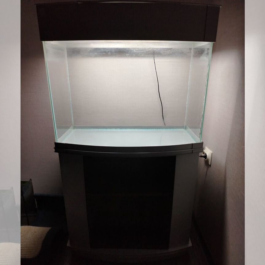 Аквариум с тумбой бу