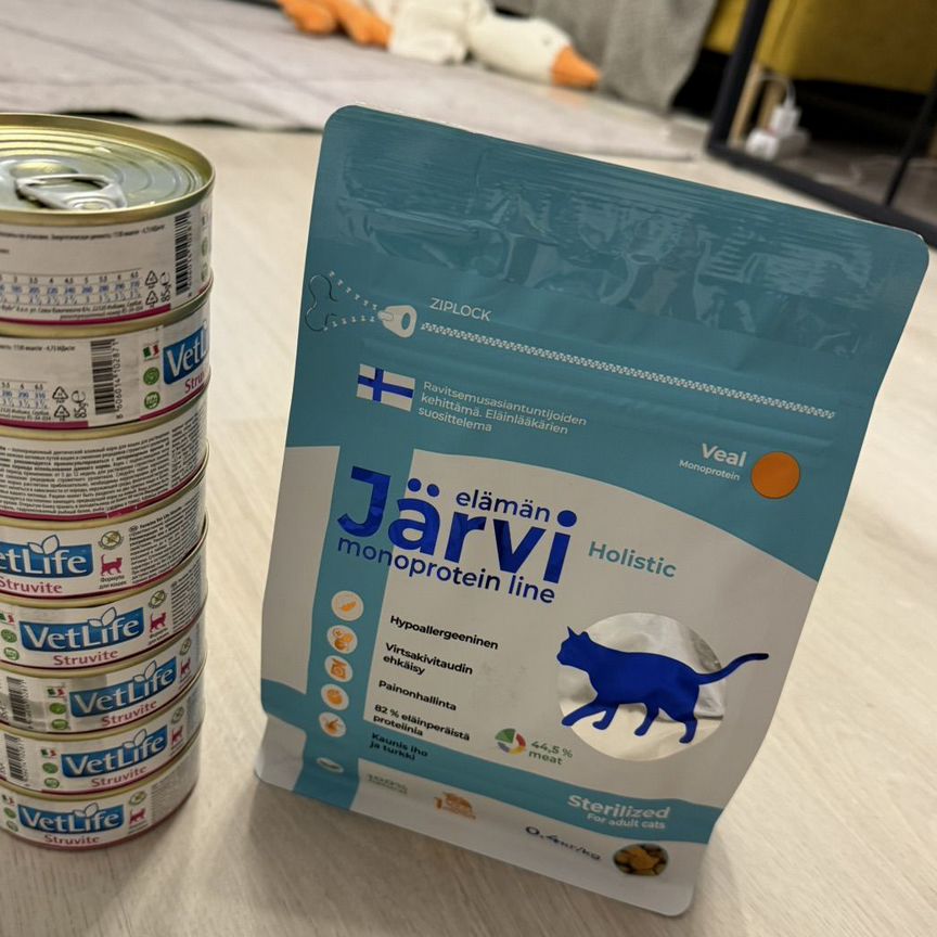 Консервы VetLife Struvite и корм Jarvi