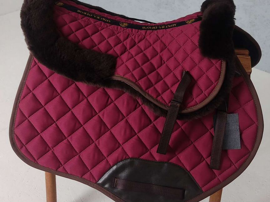 Конная амуниция. Комплект меховушек и вальтрап