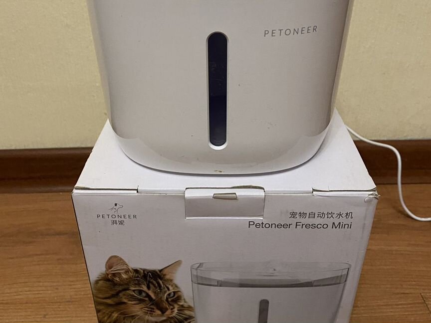Умная поилка для кошек Petoneer Fresco Mini Plus